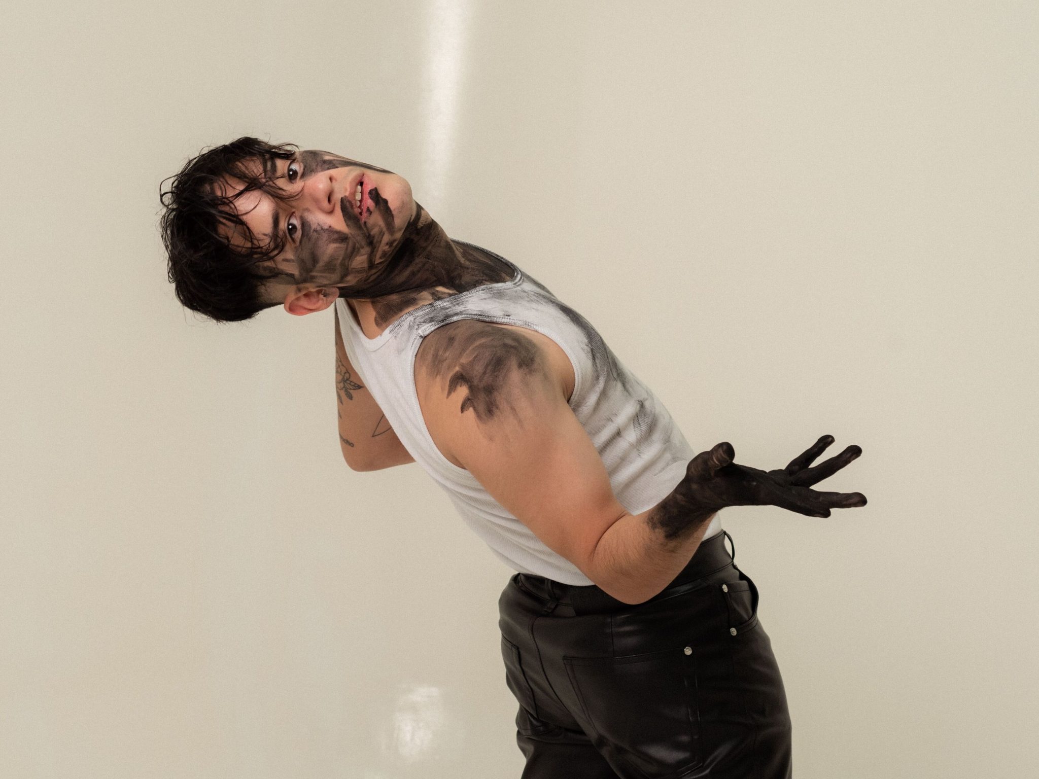 Nsqk presenta su nuevo álbum «Roy»