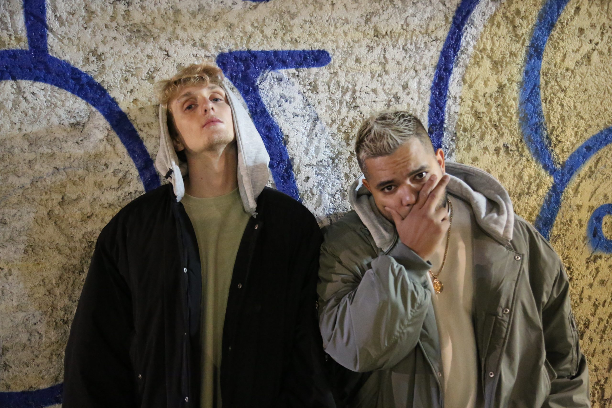 Love Ghost nos lleva con Santa RM a «Ghost Town» - Bravo Revista