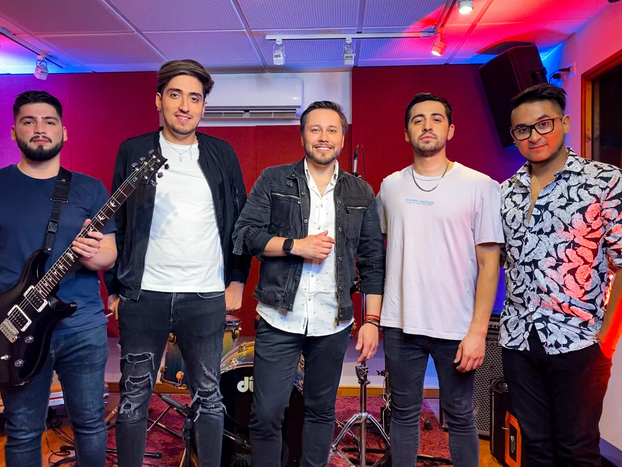 Mera y El Último Viaje estrenan «Por Favor» - Bravo Revista